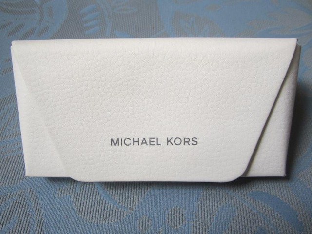 MICHAEL KORS - futrola za naočare