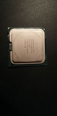 Povoljno 3 procesora Intel Core 2 Duo