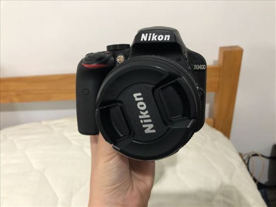 Prodajem Nikon D3400 DSLR aparat polovni