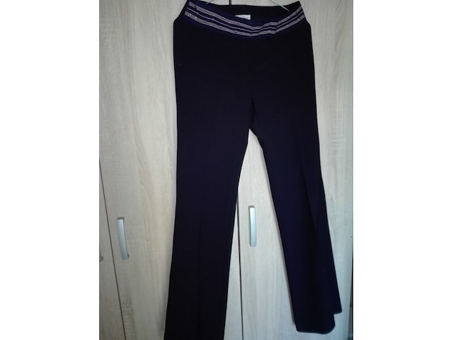 **Sandro pantalone**