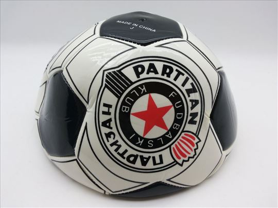 Fudbalska lopta-Partizan stan lopta