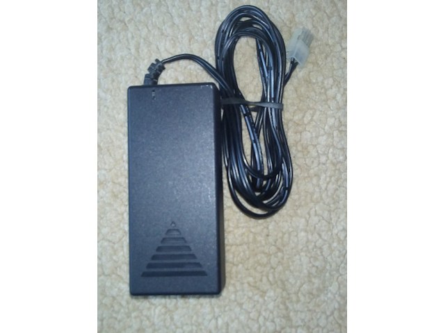 AC-DC Adapter 12V 3A - DVE  DSA-36W-12-36