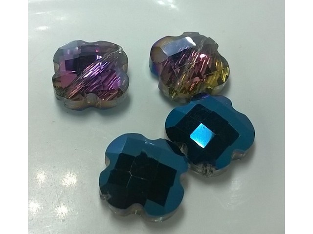 (A658) Kristali Detelina Roze-Plava 1KOM