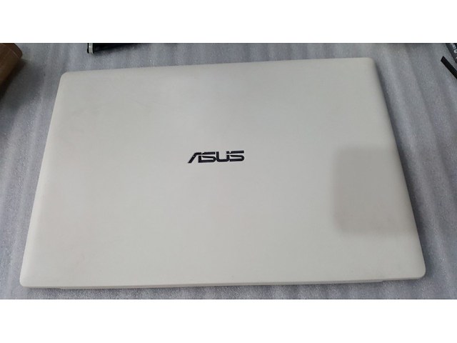 Gornji deo kucista za Asus X553M