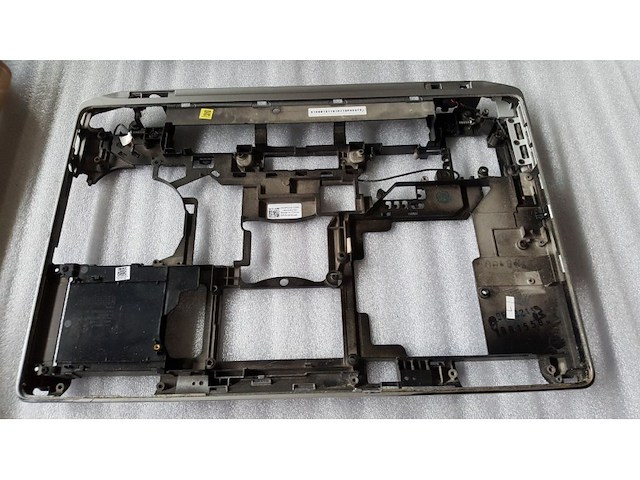 Donja plastika kucista za Dell Latitude E6430