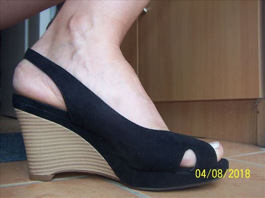 Extra udobne sandale sa platformom 36.5