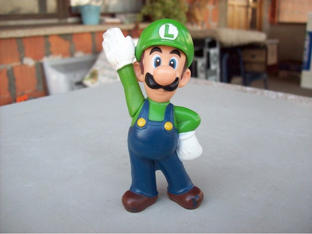 Nintendo figurica Luigi