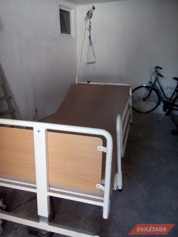 Bolnicki krevet sa dva elektro motora