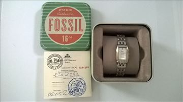 Prodajem ženski ručni sat marke "Fossil"