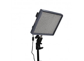 Aputure Amaran HR672C Bicolor LED Flood Light