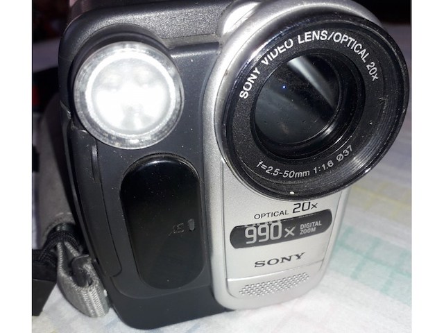 SONY VIDEO CAMERA RECORDER LENS OPTICAL 20X 990 DIGITAL