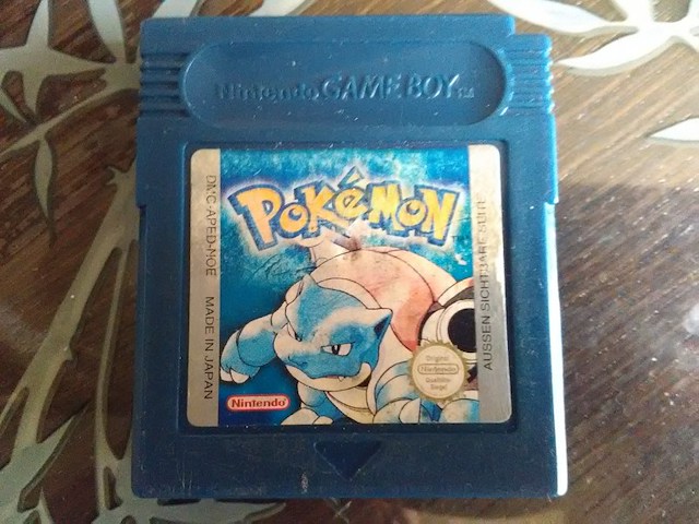 nintendo game boy igrica pokemon blue ispr sa slike