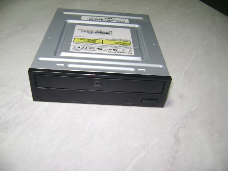 dvd rom sata tosiba samsung ispravan