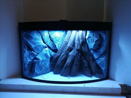 Ugaoni akvarijum, sa ovalnim prednjim staklom i 3D