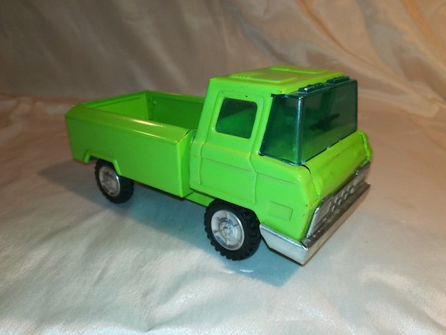 ** BANDAI line, BOS, Made in Korea, GREEN TRUCK **