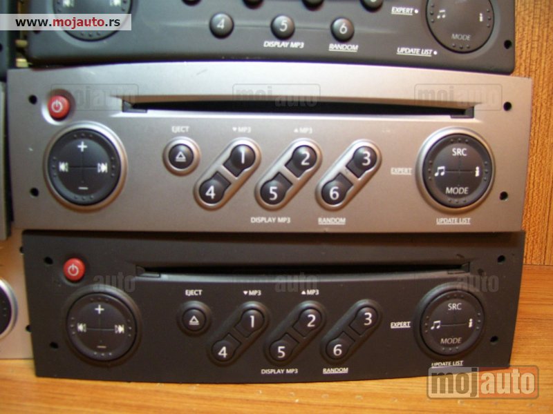 RENO- Fabricki cd mp3 radio aparati za renault vozila