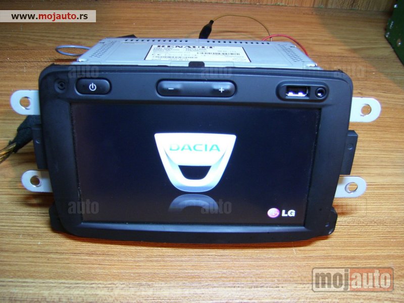 DACIA Fabricki usb radio