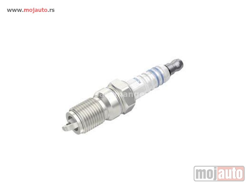 Pezo 104,205 Polozen Motor, Svecice, NOVO