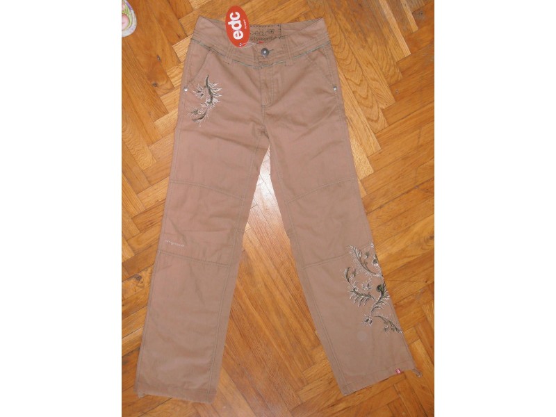 edc PRELEPE letnje pantalone za devojcice NOVE 155/62A