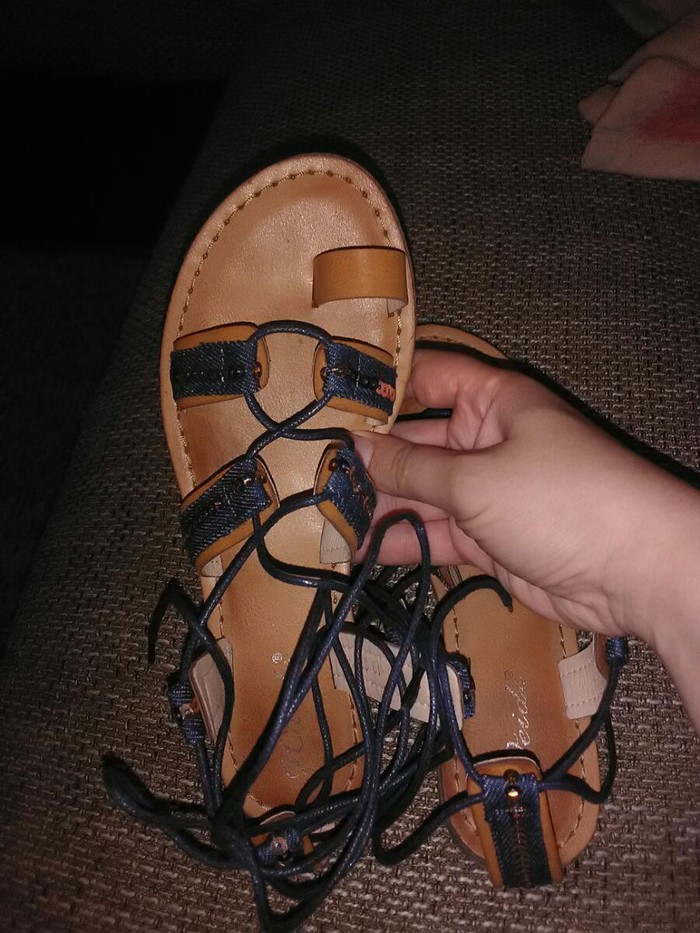 Sandale, Size: 37