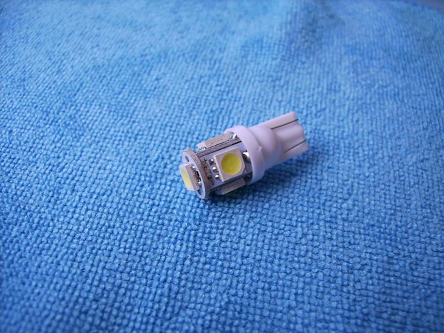 T10 LED ubodna sijalica - w5w 5 SMD 5050 1 kom.