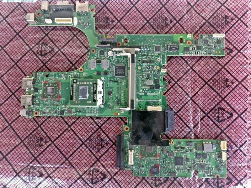 Maticna ploca HP6735b+procesor