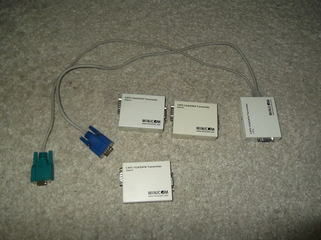 MINICOM CAT5 VGA/DATA Transmiter 3 + 1 komad