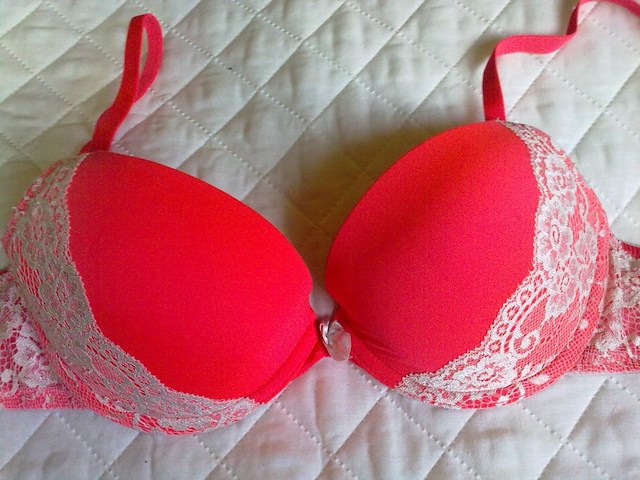 **H&;M** fantastican push up brus, vel.75B