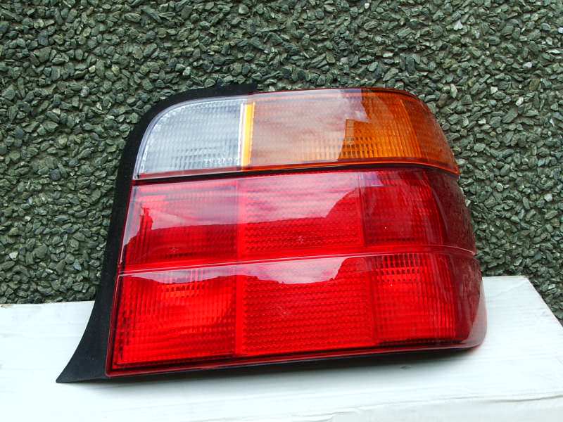 BMW E36 KOMPAKT serija 3 stop lampa desna NOVA