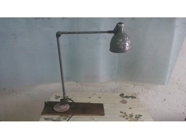 Industrijska lampa