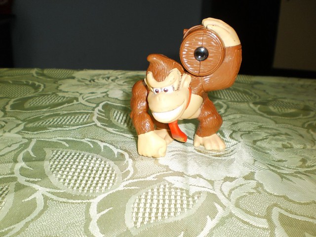 Donkey Kong - Nintendo - McDonalds - 2013 godina