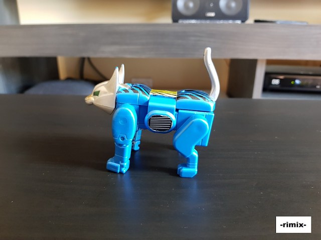 LH Robot Transforming Toy