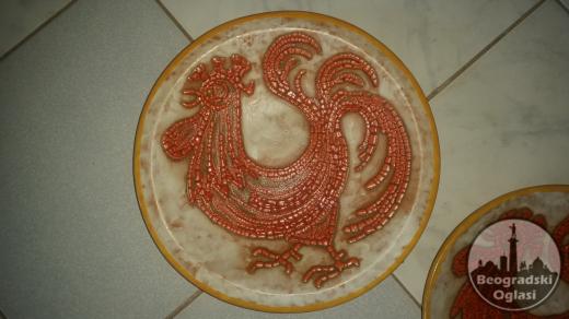 Majolika tanjiri mozaik Pevac