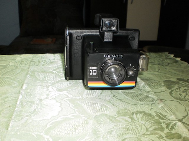 Polaroid Instant 10 Land Camera iz 1978 godine