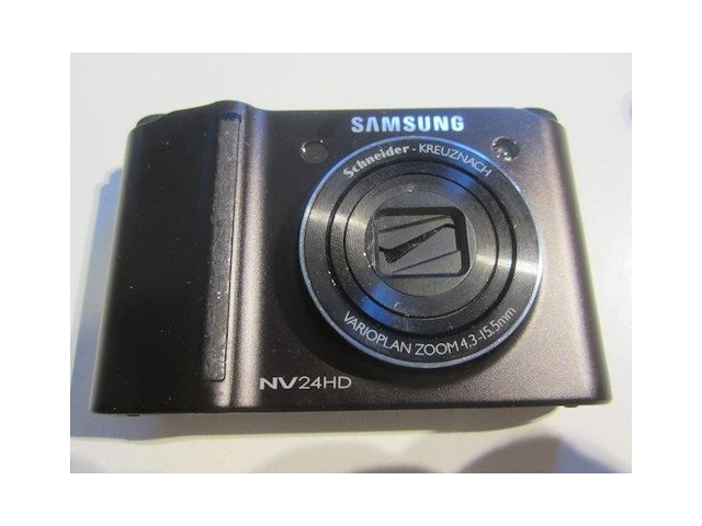 SAMSUNG NV24HD digitalni fotoaparat - NEISPRAVAN