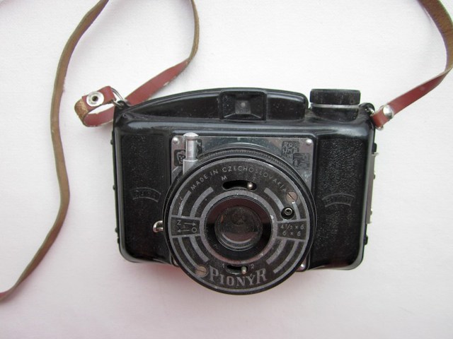 DUFA Pionyr FIT II stari fotoaparat