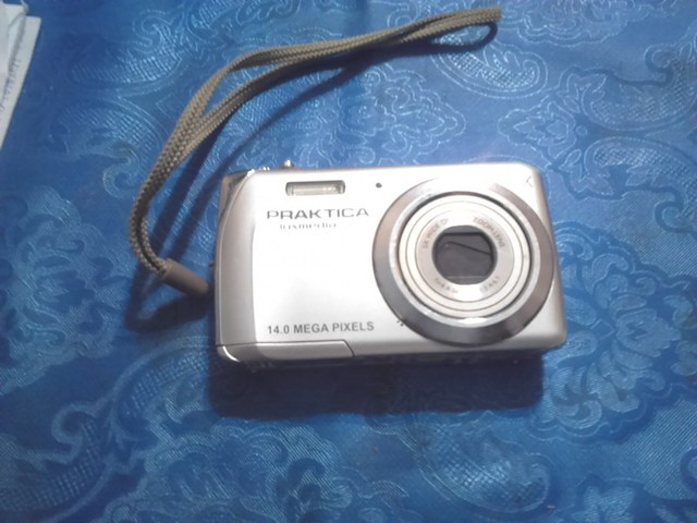 PRAKTICA luxmediia 14-z51  14 mega pixels  5x