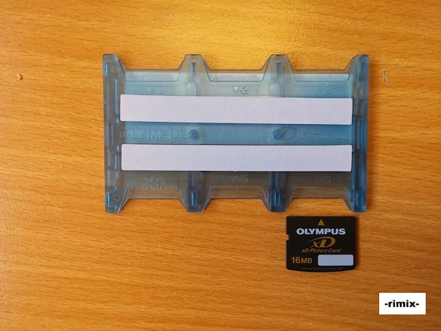 Olympus XD kartica 16mb + nosac za kartice