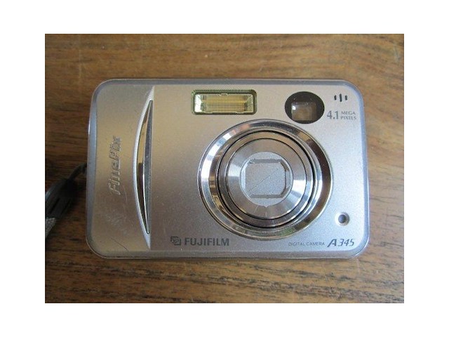 FujiFilm FinePix A345 fotoaparat - NEISPRAVAN