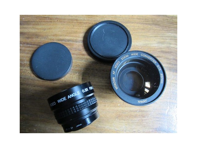 Dva objektiva za Sony video kamere + adapter 27-37mm