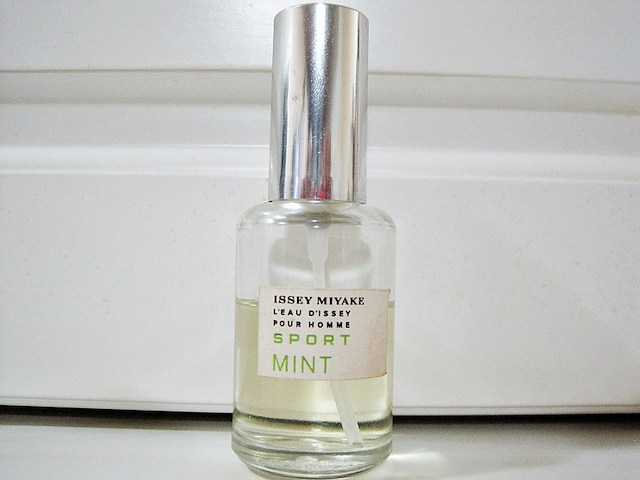 L Eau d Issey Pour Homme Sport Mint Issey Miyake