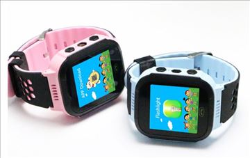 Sat pametni dečji smartwatch telefon GPS Q528