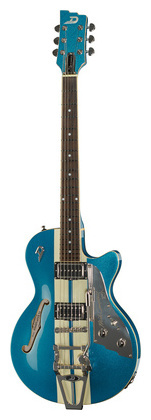 Duesenberg Alliance Mike Campbell sa koferom