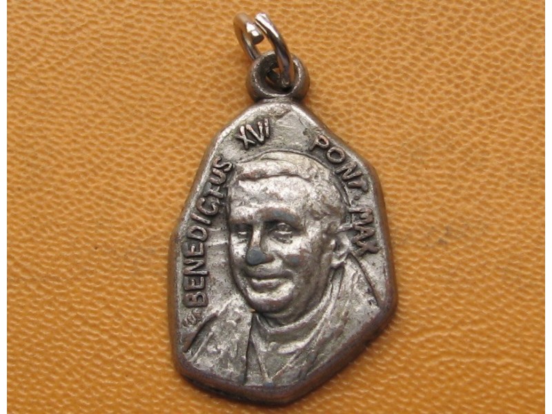 Medaljon - Benedict XVI