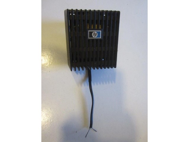 Hewlett-Packard strujni adapter/punjač 82066B bez konek