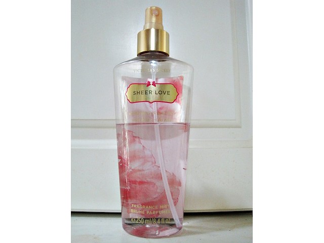 Victoria`s Secret Sheer Love Fragrance Mist