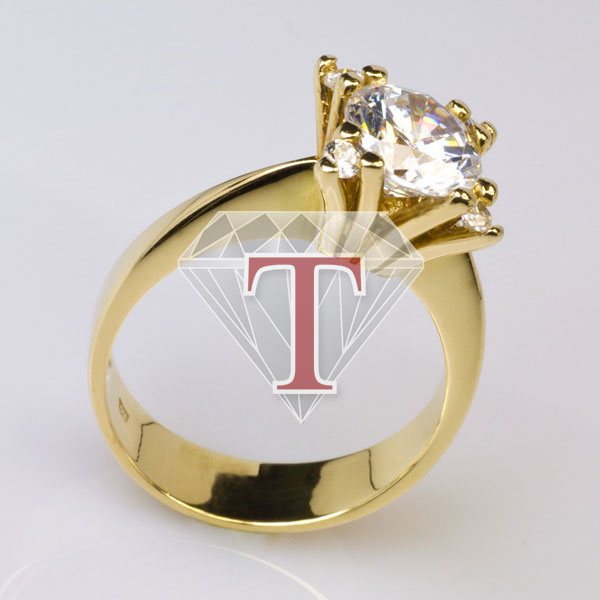 Raskošan verenički prsten od žutog zlata