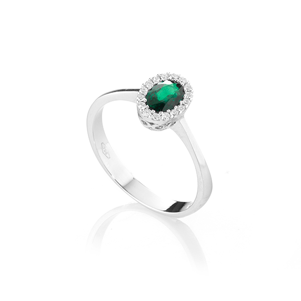 Smaragdni prsten sa brilijantima