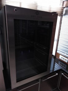Dry ager - frižider za suvo zrenje mesa