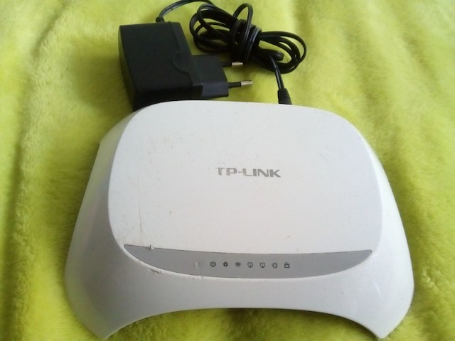 ! Wireless Ruter TP-Link  Model:TL-WR720N